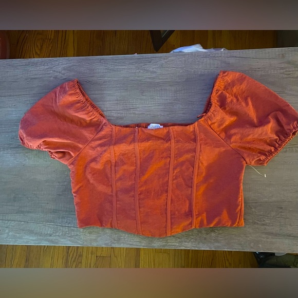 KIRIOUS LOS ANGELES | Tops | New Kirious Puff Sleeve Crop Top | Poshmark